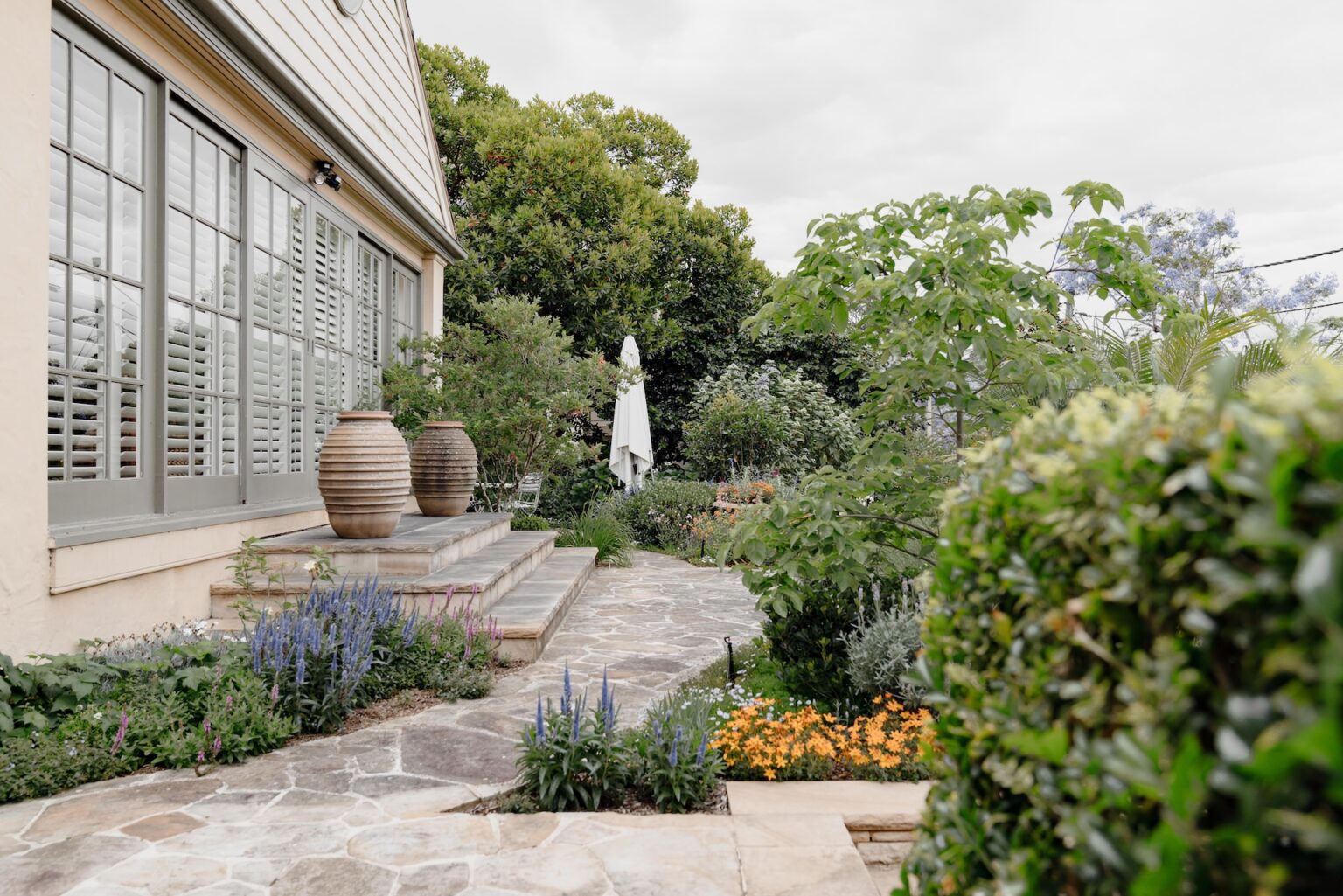 A garden for all seasons | Created for two garden-loving retirees in ...